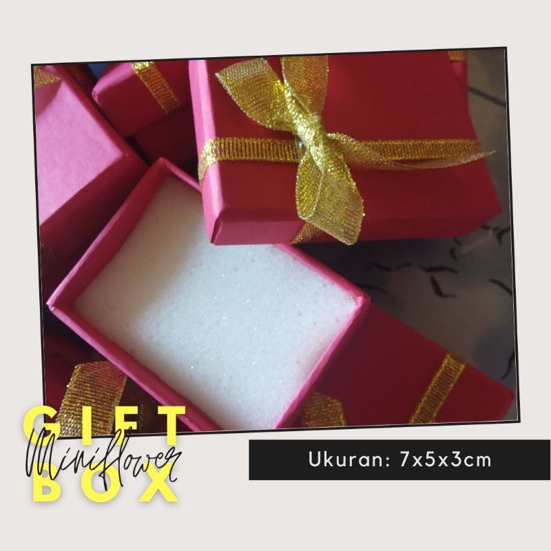 Jual Gift box ukuran 7x5x3 cm dengan pita dan busa tebal untuk minigold ...