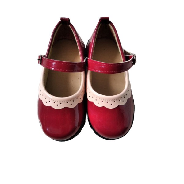 Jual Sepatu Anak Perempuan Domart Glossy Docmart Loafers Sepatu Pesta ...