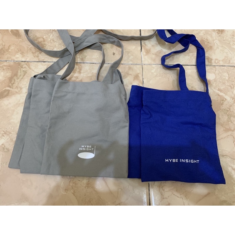 Jual tas hybe insight sling back | Shopee Indonesia