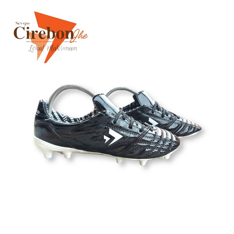 Jual Sevspo Garuda C4 White Black | Shopee Indonesia