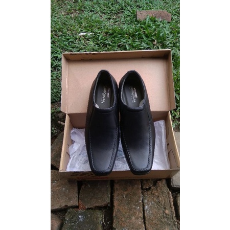 Jual Cardinal Sepatu Kulit Formal / Pantofel Pria (Cedric 3, Hitam ...