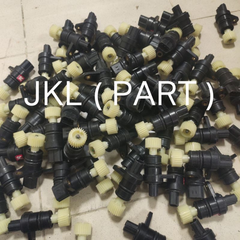 Jual SENSOR SPEEDOMETER SPIDOMETER SENSOR KILOMETER AVANZA XENIA RUSH ...