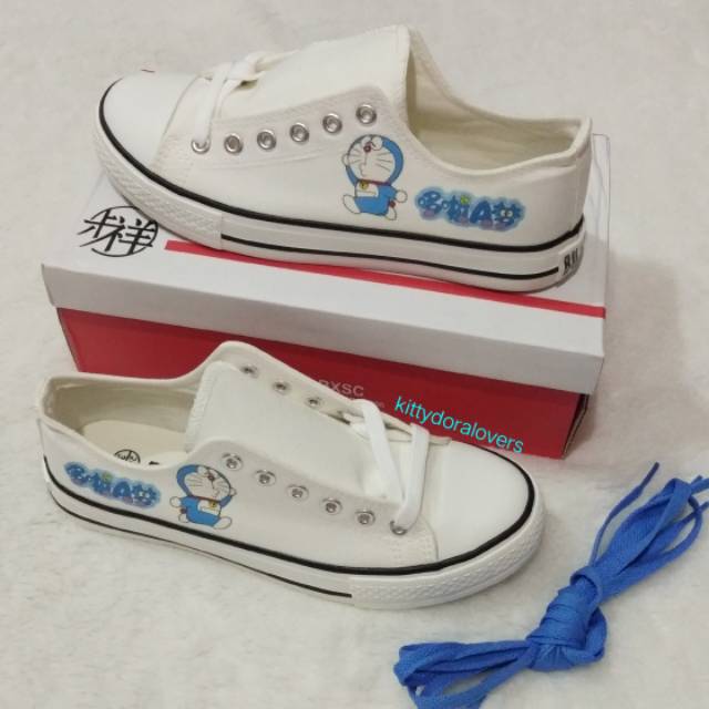Jual Sepatu Doraemon Kanvas Bu Xiang model Convers | Shopee Indonesia