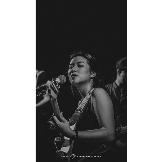 Jual POSTER DINDING DANILLA RIYADI (BISA CUSTOM GAMBAR) | Shopee Indonesia