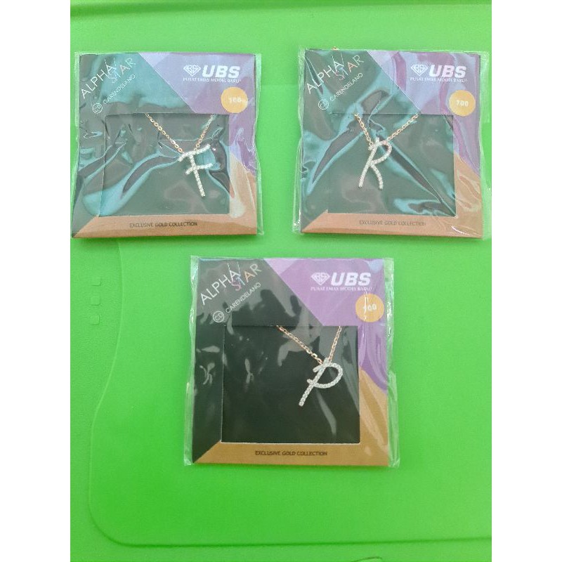 Jual Kalung huruf alpha star batu putih F, P, R kadar 700 UBS | Shopee ...