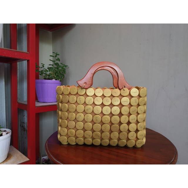 Jual Tas daur ulang unik handbag daur ulang tutup botol | Shopee Indonesia