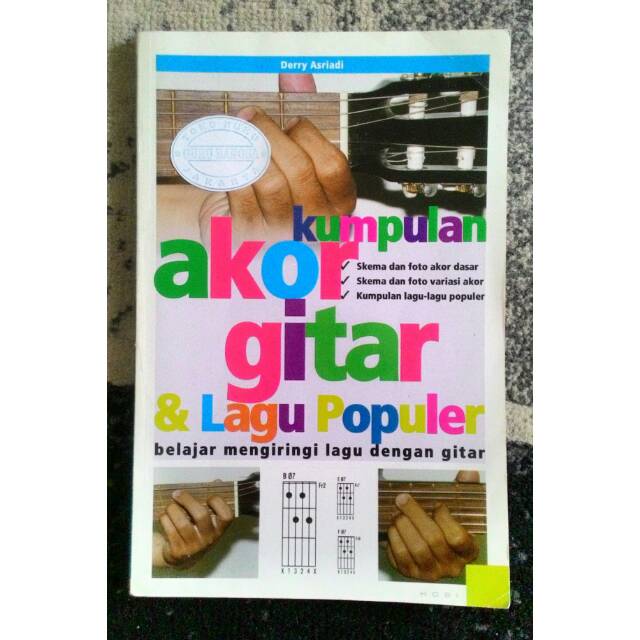 Jual Buku Kumpulan Akor Gitar & Lagu Populer (Belajar Mengiringi Lagu ... Jual Buku Kumpulan Akor Gitar & Lagu Populer (Belajar Mengiringi Lagu ...
