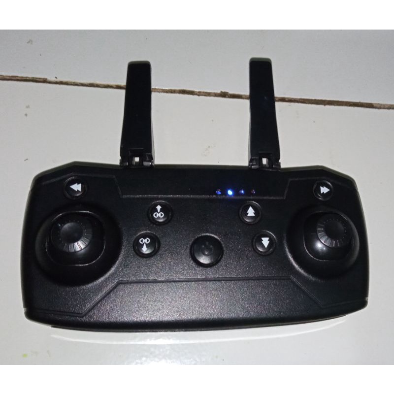 Jual Remot drone TXD 8s dan E58 sjrc f11s versi 2 | Shopee Indonesia