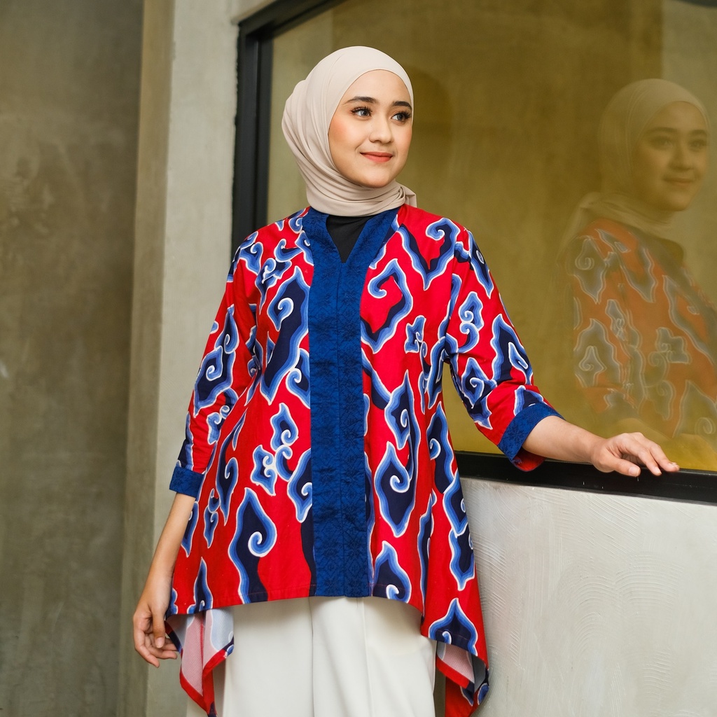 Jual BATIK TRUSMI Red Blouse Batik Dimensi Mega Mendung Premium ...