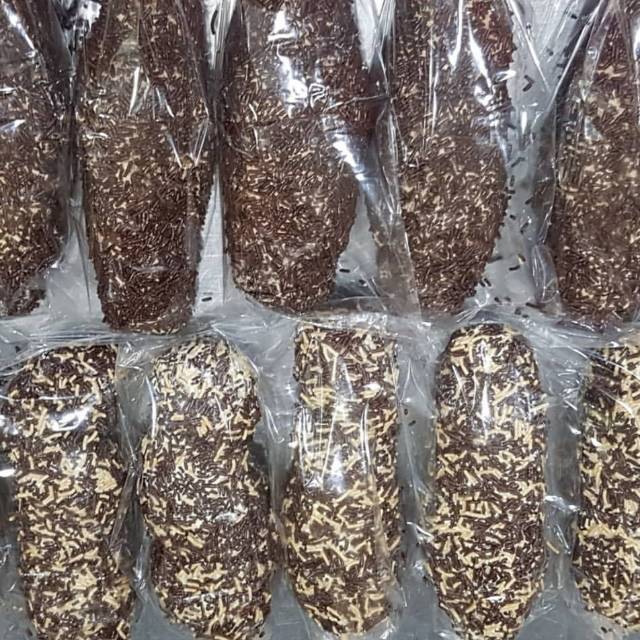 Jual Donat Paha ayam rasa choco seres 1 box 5pcs | Shopee Indonesia