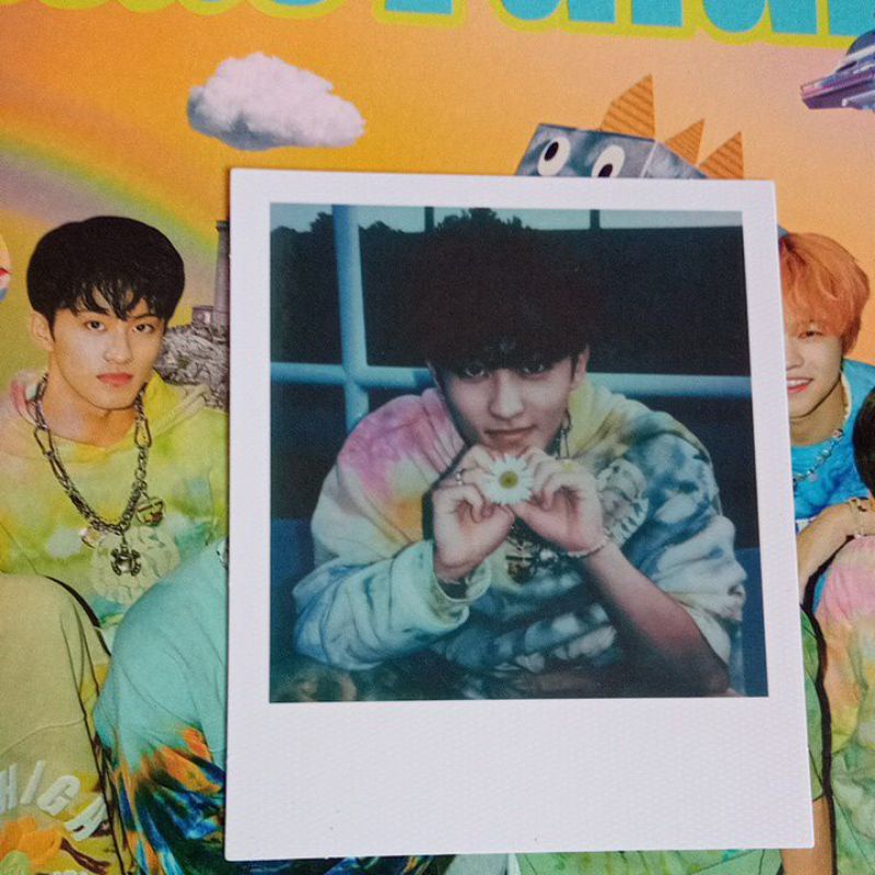 Jual Polaroid mark hello future nct | Shopee Indonesia