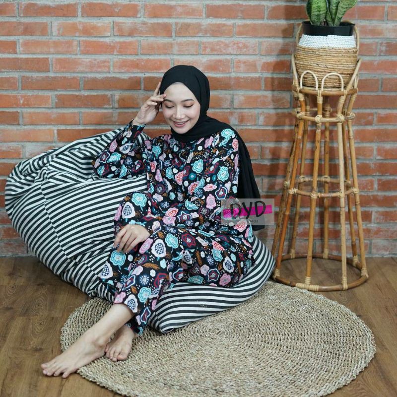 Jual PIYAMA SET LENGAN PANJANG BY DYD MOTIF BUNGA NAVY | Shopee Indonesia