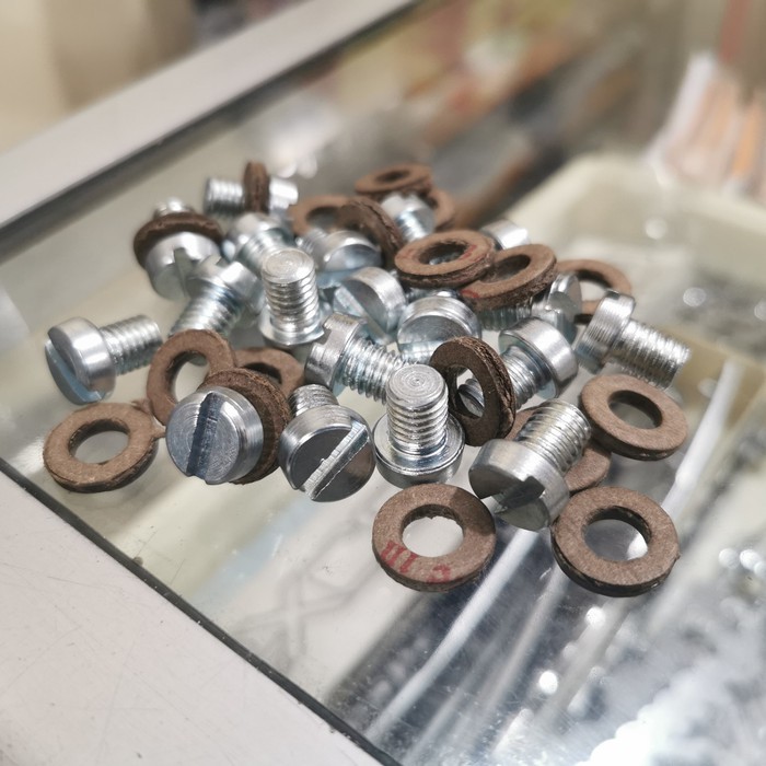 Jual Baut Min set packing Pengisian Oli Mesin Vespa PX Excel Super ...