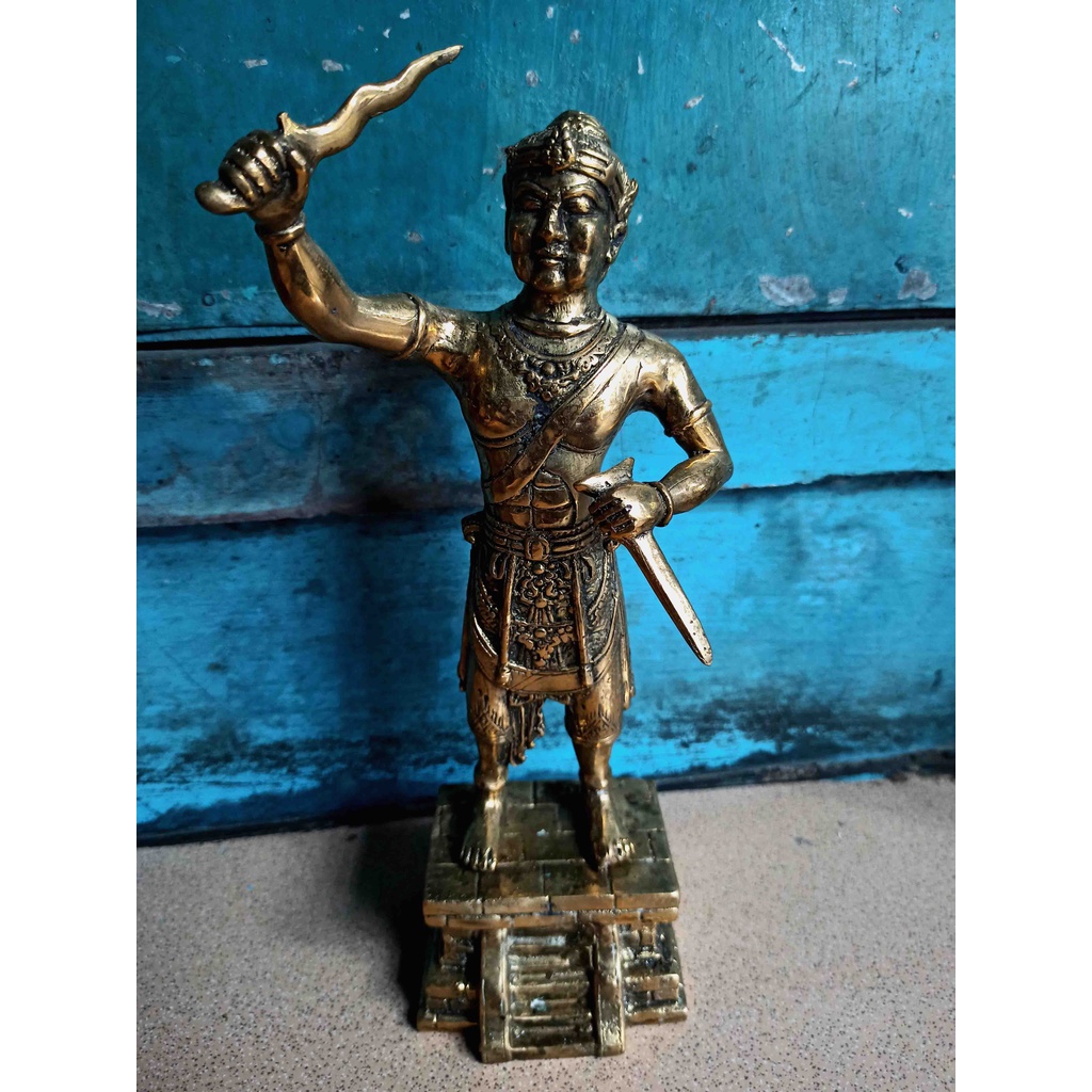 Jual Koleksi Antik Patung Raden Pangeran Diponegoro Koleksi Pajangan ...