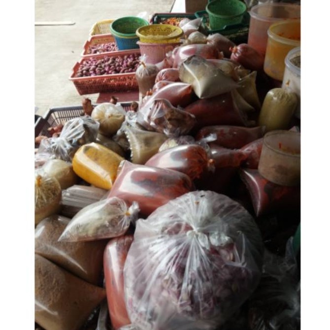 Jual Bumbu Halus 125g dan 250g, Bumbu semur, bumbu rendang, opor, gulai ...