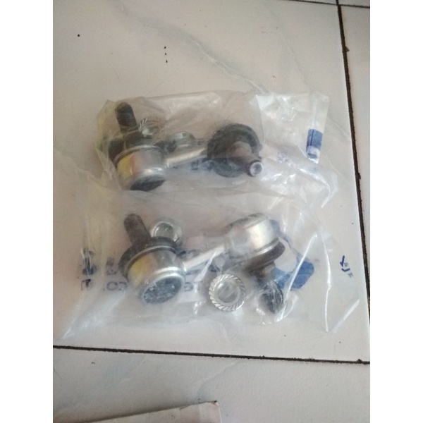 Jual sepasang link ling stabil stabilizer depan hyundai trajet kanan ...