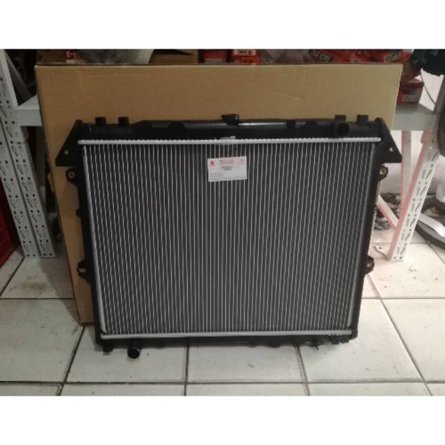 Jual Radiator Innova Inova Fortuner Hilux bensin manual | Shopee Indonesia