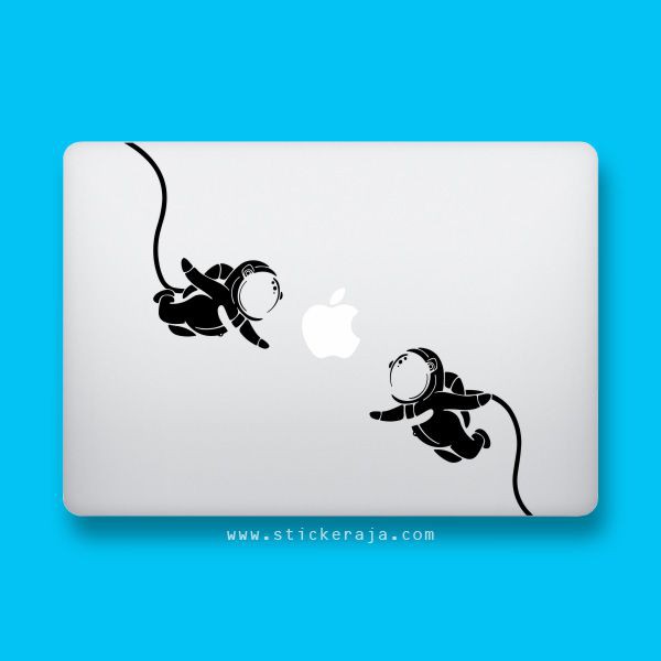 Jual TM Sticker Decal Stiker Astronaut 2 Macbook Pro and Air | Shopee ...