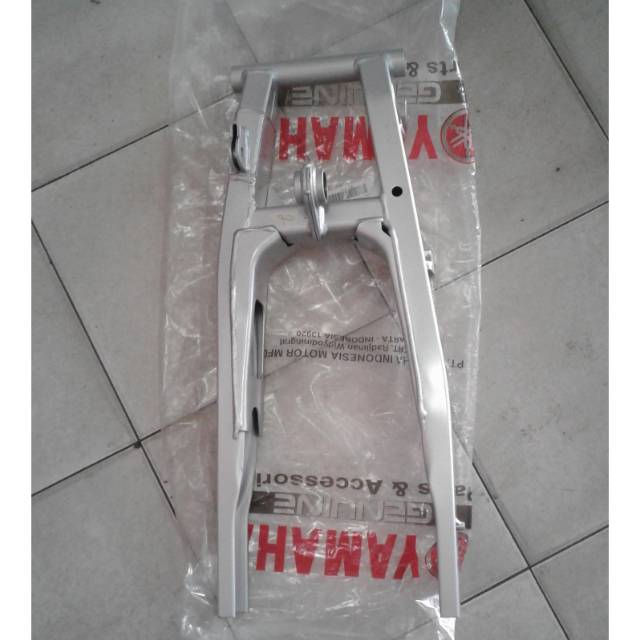 Jual Swing arm vixion old original yamaha | Shopee Indonesia