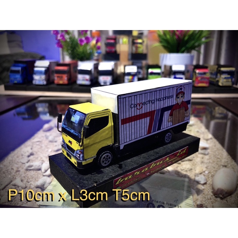 Jual Miniatur Truk Box JNE Kuning Putih Kecil Skala (1:64) By Tiwi ...