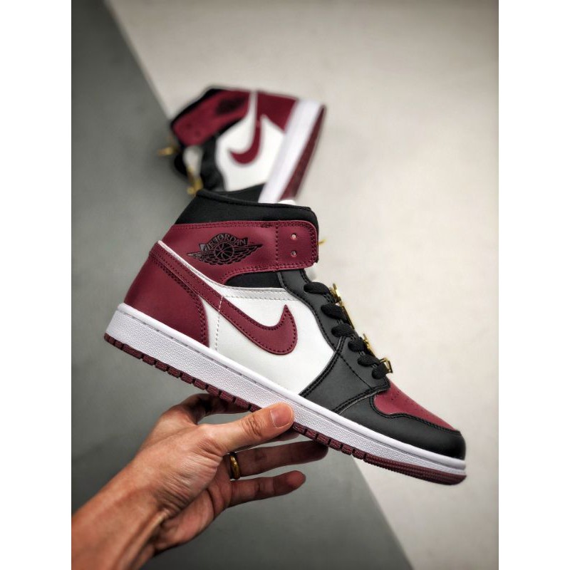 Jual KM - SEPATU NIKE AIR JORDAN 1 MID 1985 35TH ANNIVERSARY | Shopee ...