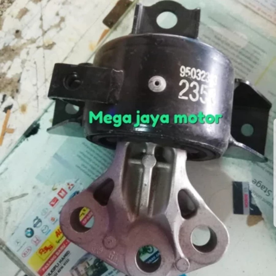 Jual engine mounting chevrolet spin dan aveo sonic manual original GM ...