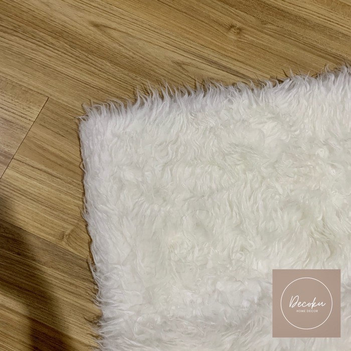 Jual Karpet Bulu Putih White Fur Carpet 128x100cm | Shopee Indonesia