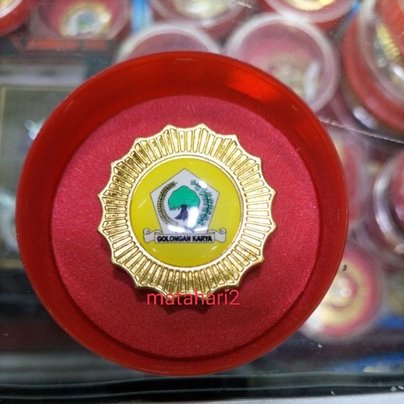 Jual pin partai golkar magnet | Shopee Indonesia
