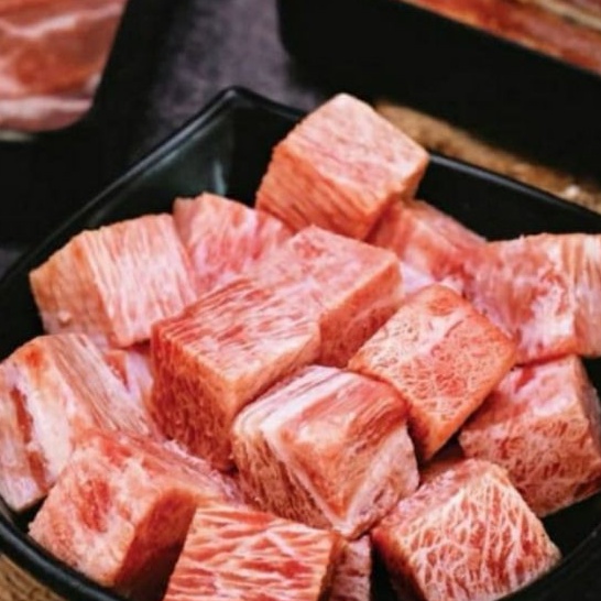 Jual DAGING SAPI HALAL /SAIKORO BEEF SAIKORO CUBE / CUBES PREMIUM 1Kg ...