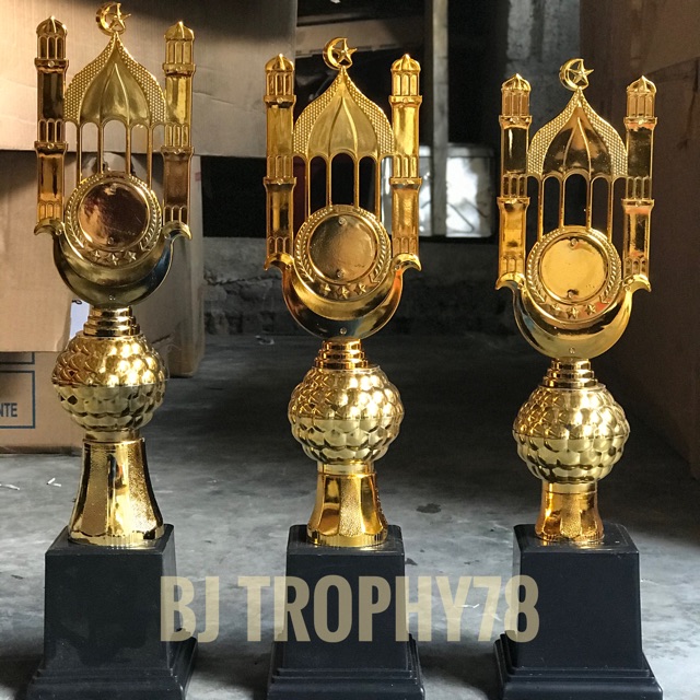Jual Piala Satu Set Model Kubah | Shopee Indonesia
