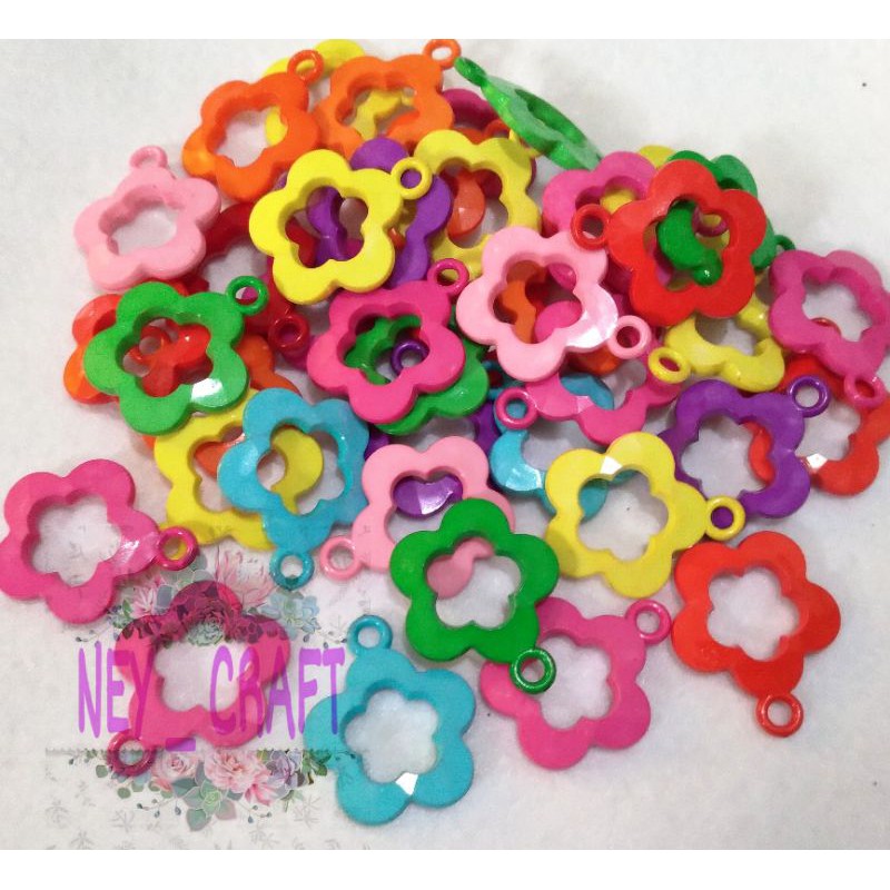 Jual ( 4 pcs ) mote susu bunga besar / charm bunga / manik bunga bandul ...
