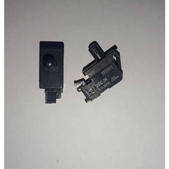 Jual Switch Saklar Pintu Kulkas Inverter D3DC-3N | Shopee Indonesia
