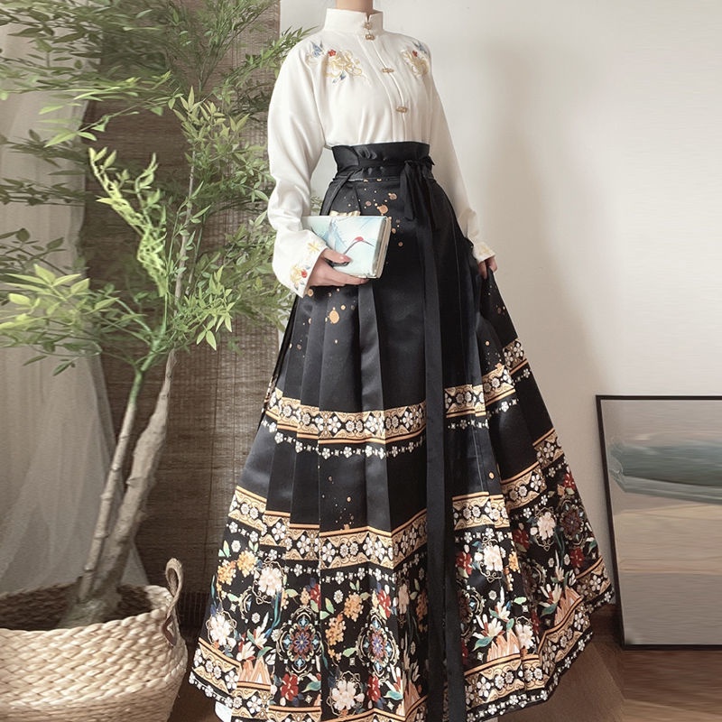 Jual Caozhou Xinyue original Hanfu women's [warm flowers in spring ...
