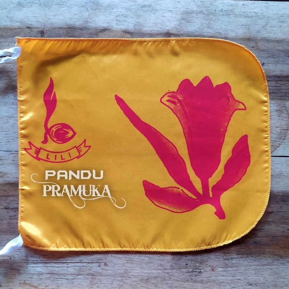 Jual bendera regu pramuka putri bunga lili | Shopee Indonesia