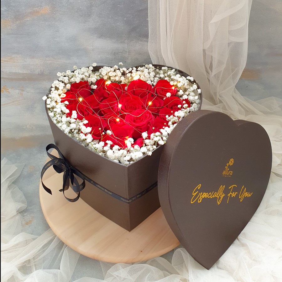 Jual Bloomlove Roses Box / Bloombox Bunga Mawar Segar / Fresh Roses Box ...