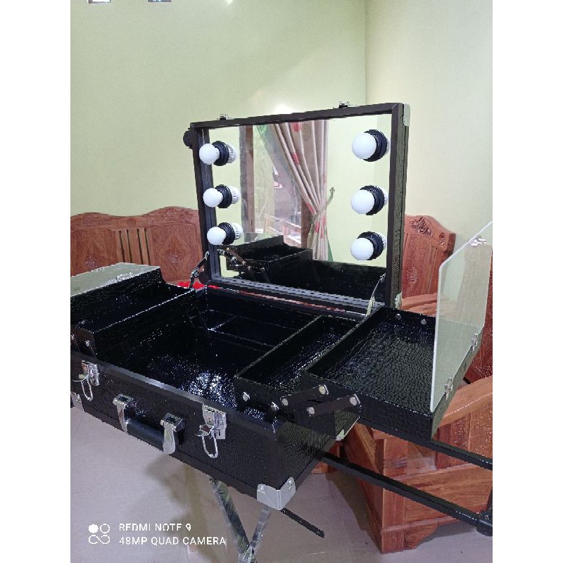 Jual koper make up 50cm kaki 4 bahan import barat 2,5kg | Shopee Indonesia