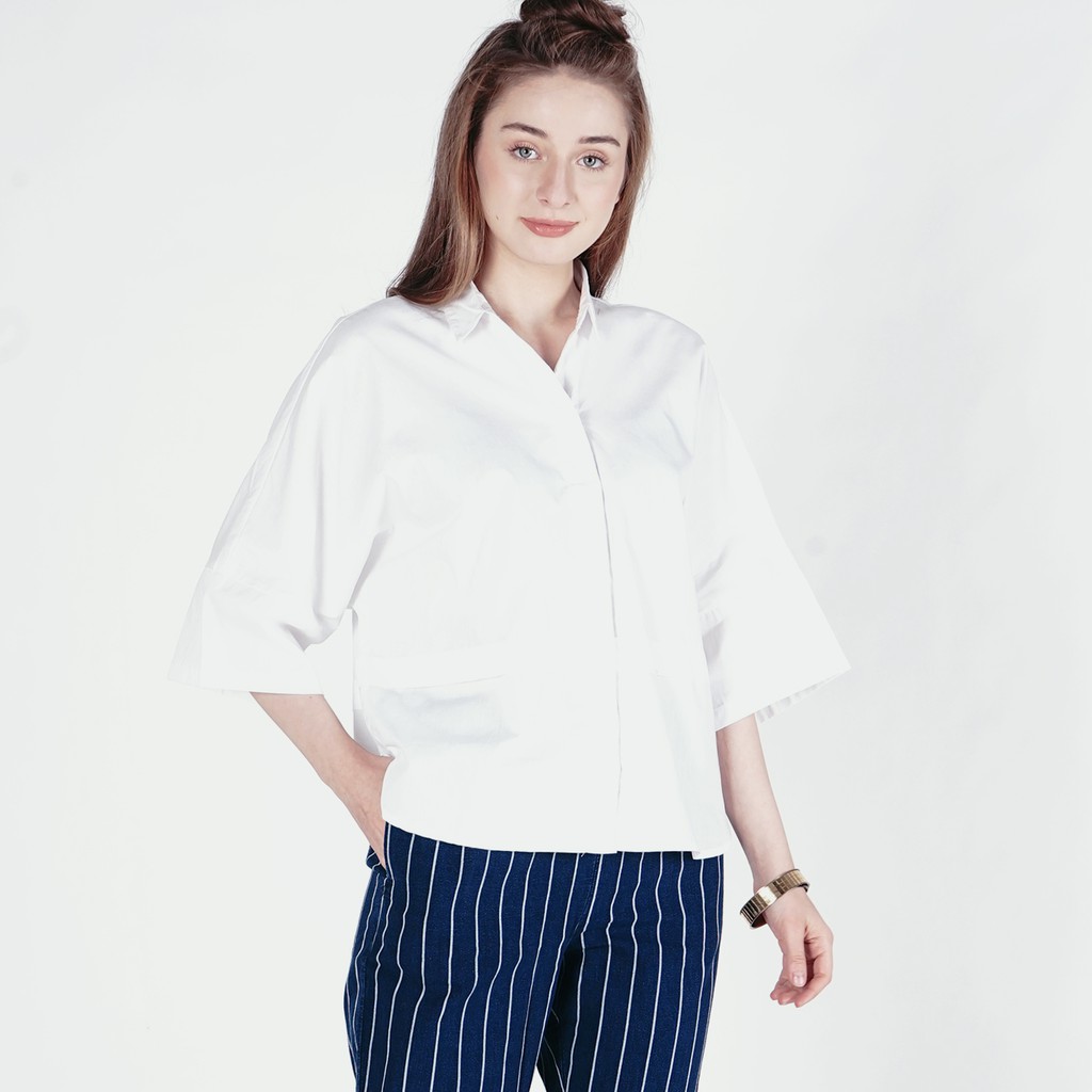 Jual Ninety Degrees Kemeja Wanita Mavis White 22504D5WT | Shopee Indonesia