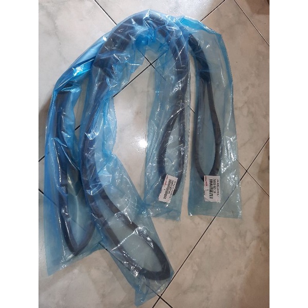 Jual karet kaca depan avanza xenia 2012 2013 2014 2015 2016 2017 2018 ori | Shopee Indonesia