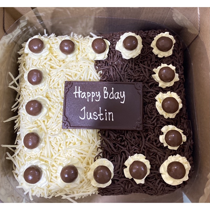 Jual Classic birthday cake - isi sponge cake | Shopee Indonesia