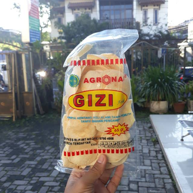 Jual Keripik Kentang Gizi Food Oleh-oleh Khas Batu ukuran 65 gr ...