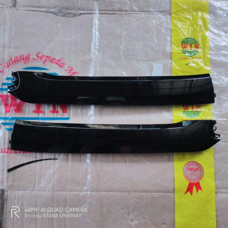 Jual cover under side dek samping Scoopy esp new K93 ring 12 donat 2017 ...