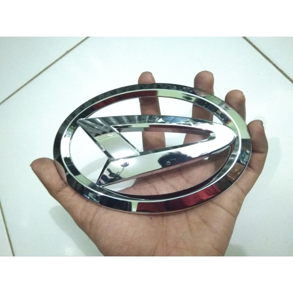 Jual Emblem Lambang DAIHATSU CHROME Depan SIGRA Logo Depan Daihatsu ...