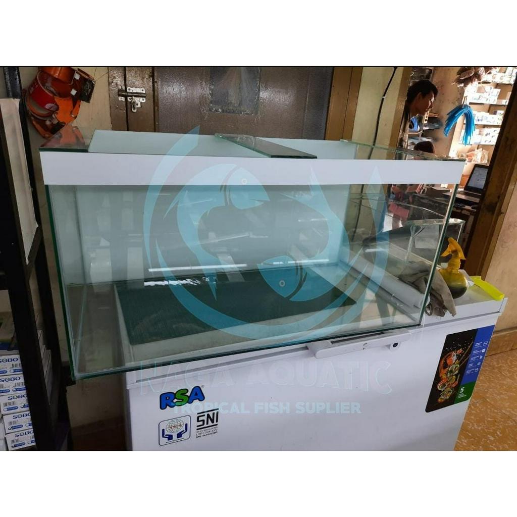 Jual Aquarium kaca ukuan P80 x L40 x T40 background putih | Shopee ...