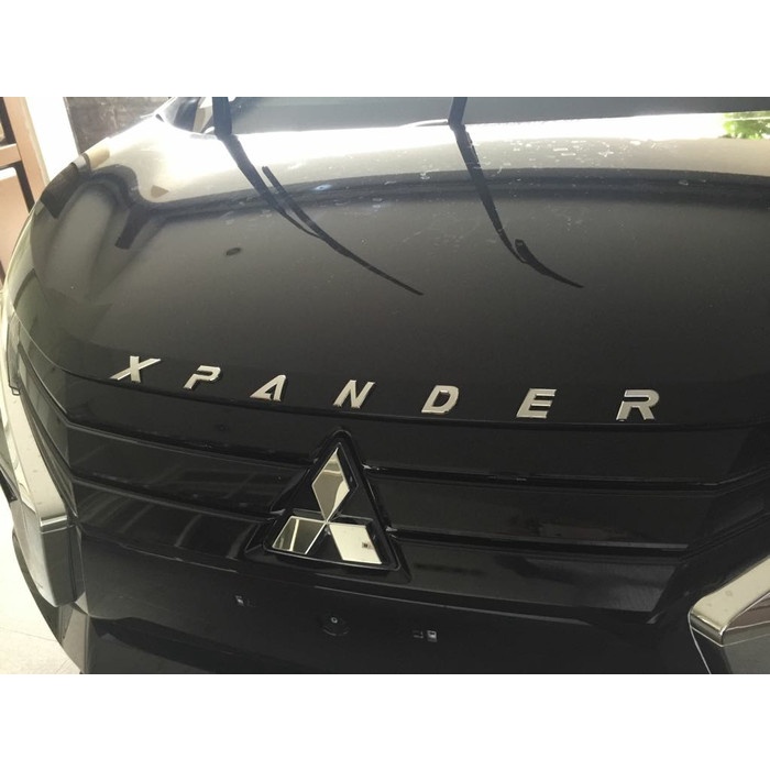 Jual engine hood emblem xpander chrome | Shopee Indonesia