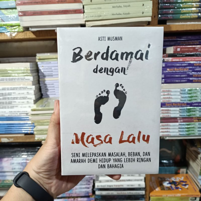 Jual Buku Berdamai Dengan Masa Lalu - Asti Musman | Shopee Indonesia Jual Buku Berdamai Dengan Masa Lalu - Asti Musman | Shopee Indonesia