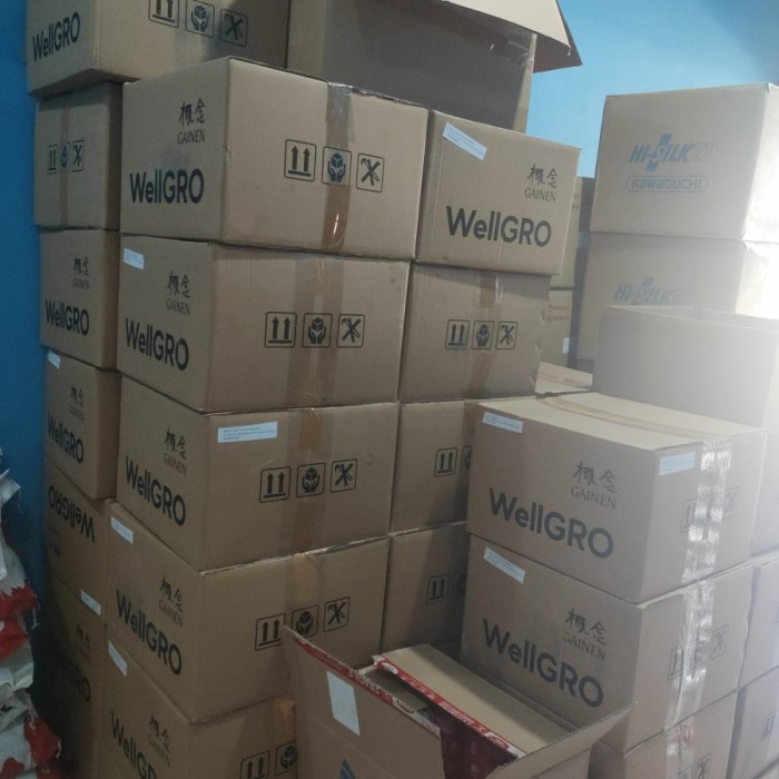 Jual WellRED WellGRO 1 dus 6pack x 2kg(12kg) Original Packaging Pakan Koi | Shopee Indonesia