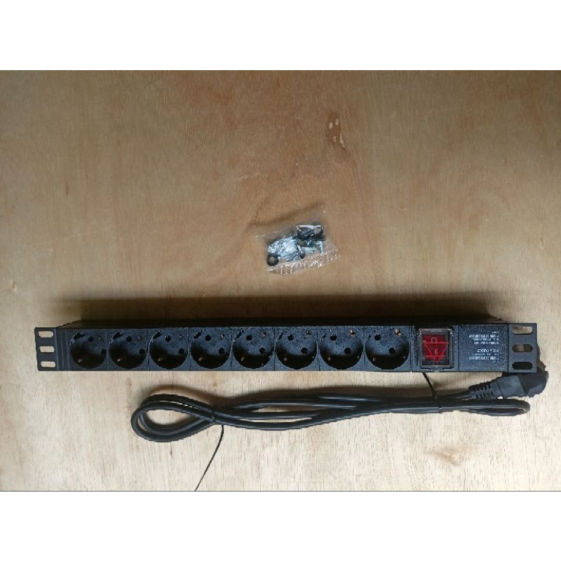 Jual pdu power distributung unit 8 socket 16A server | Shopee Indonesia