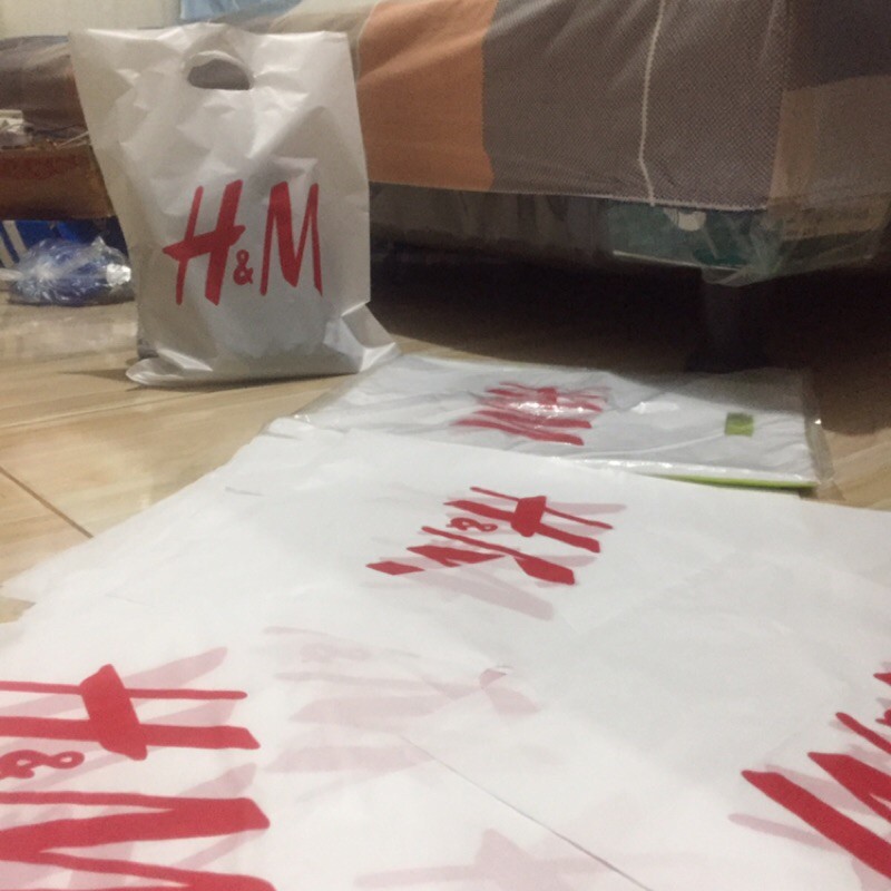 Jual plastik h&m 1pack isi 100pcs | Shopee Indonesia