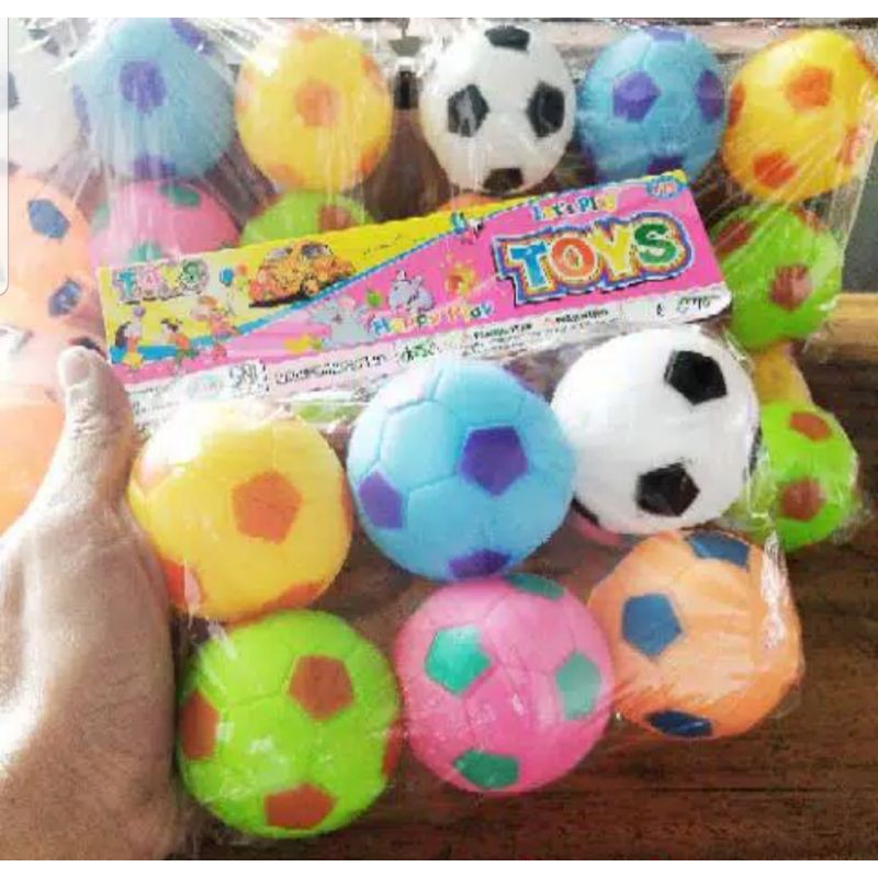 Jual Mainan Bola karet warna warni isi 6 (bola di pencet bisa bunyi ...