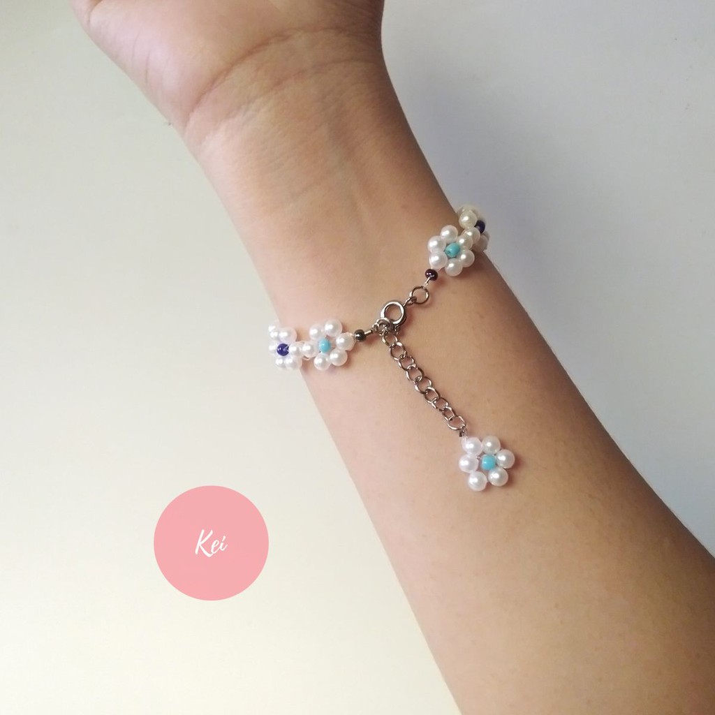 Jual Daisy Bracelet / Gelang Bunga / Gelang Mote Mutiara Sintetis ...
